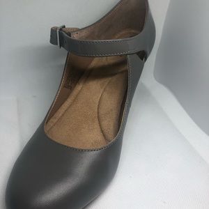 Giani Bernini | Shoes | Macys Giant Bernini Mary Jane Gray Memory Foam ...